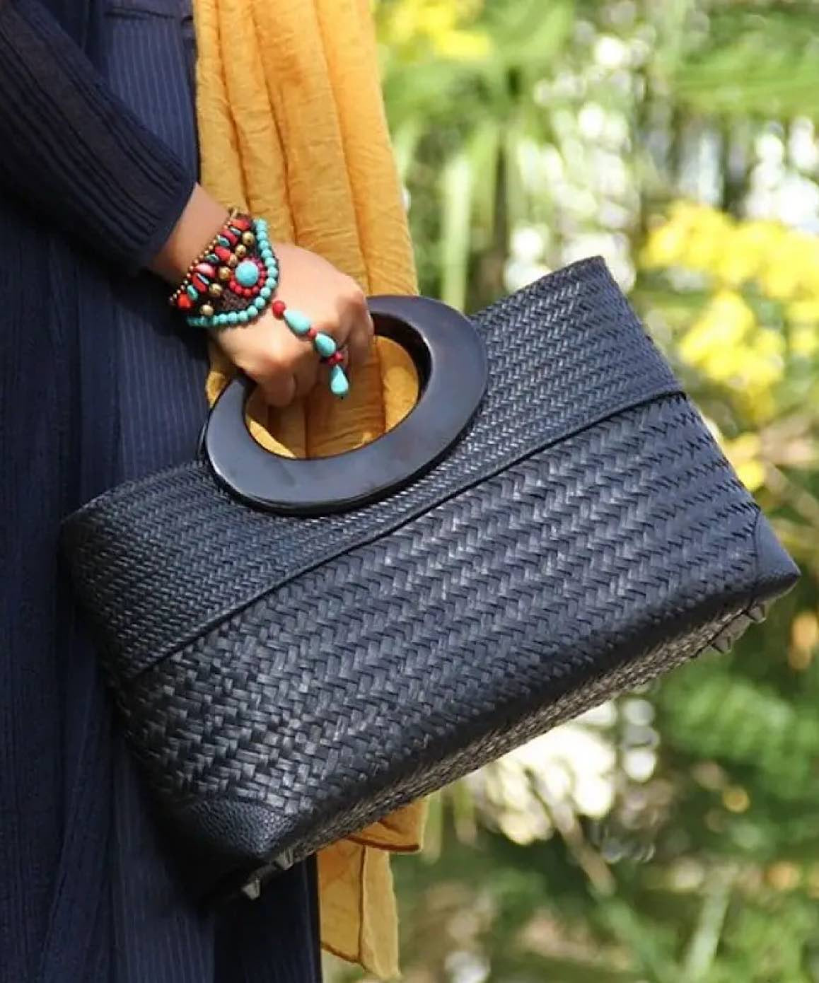 Braided Rectangular Straw Handbag With Oval Handle– Beyazura.com