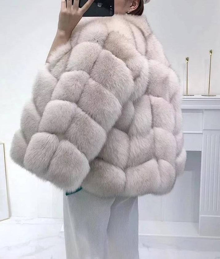 Fur Coats– Page 3 – Beyazura.com